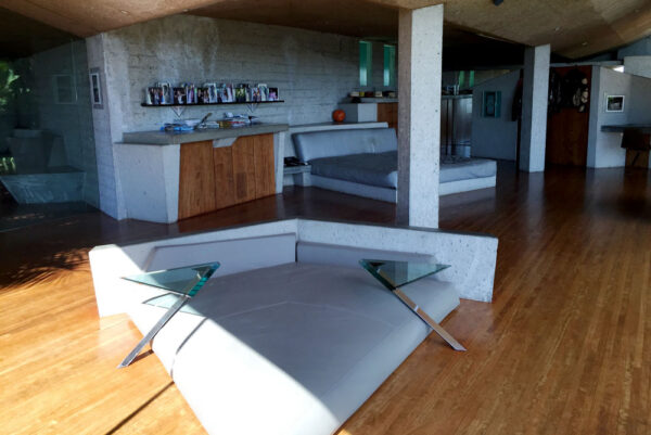 The Sheats-Goldstein Residence - Greyscape