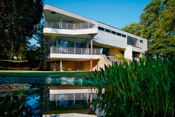 Haus Schminke Löbau's Glorious Modernist 'Noodle Steamer' - Greyscape